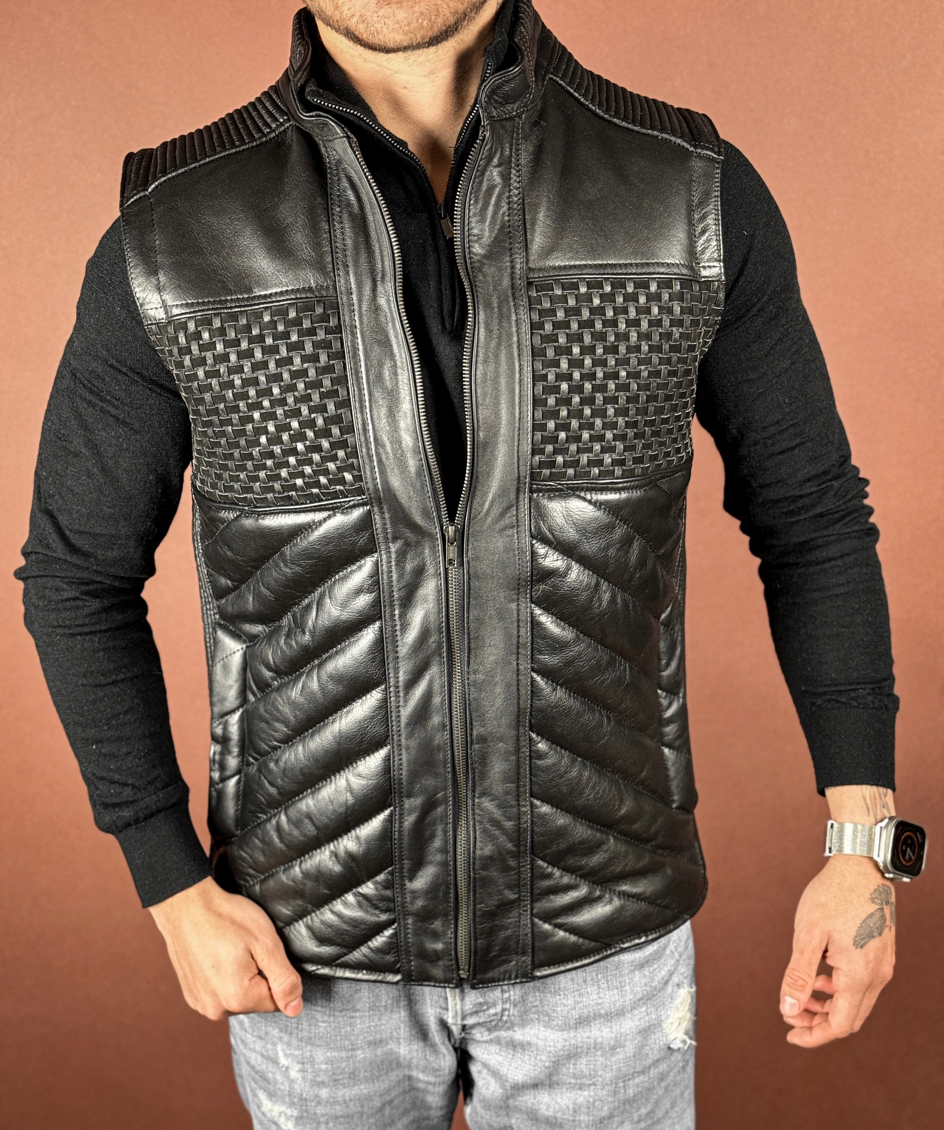 BLACK LEATHER VEST – LuxxeMx
