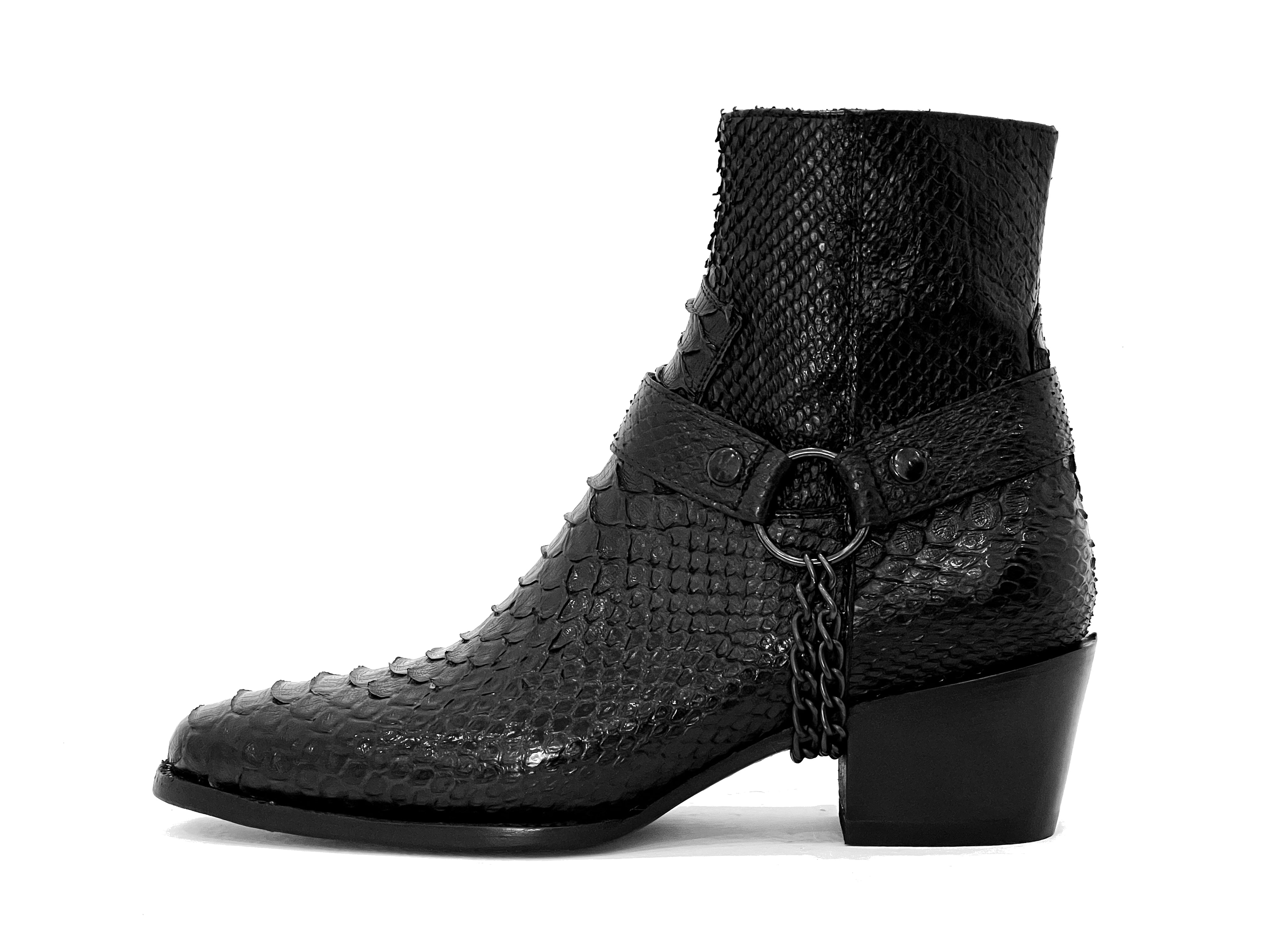 EXOTIC LISBOA PYTHON – LuxxeMx