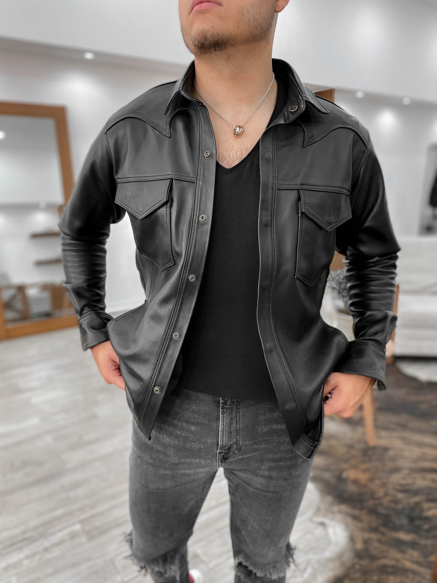 LEATHER OVERSHIRT – LuxxeMx